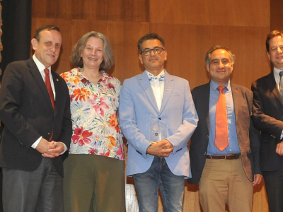 Andrés Aparicio inaugura Programa de Mentorías con clase abierta para ...